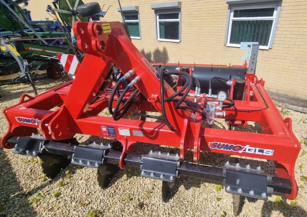 sumo 4 a | Johnston TractorsJohnston Tractors