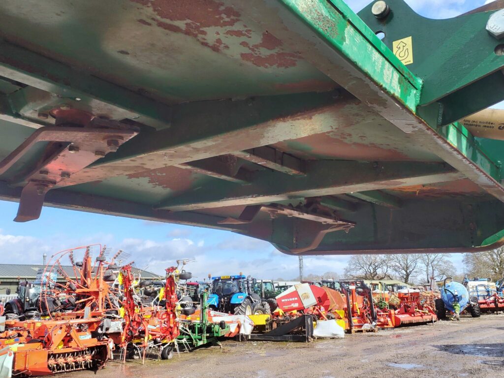 SPEARHEAD AGRICUT 270 TOPPER H3033CH3 For SaleJohnston Tractors