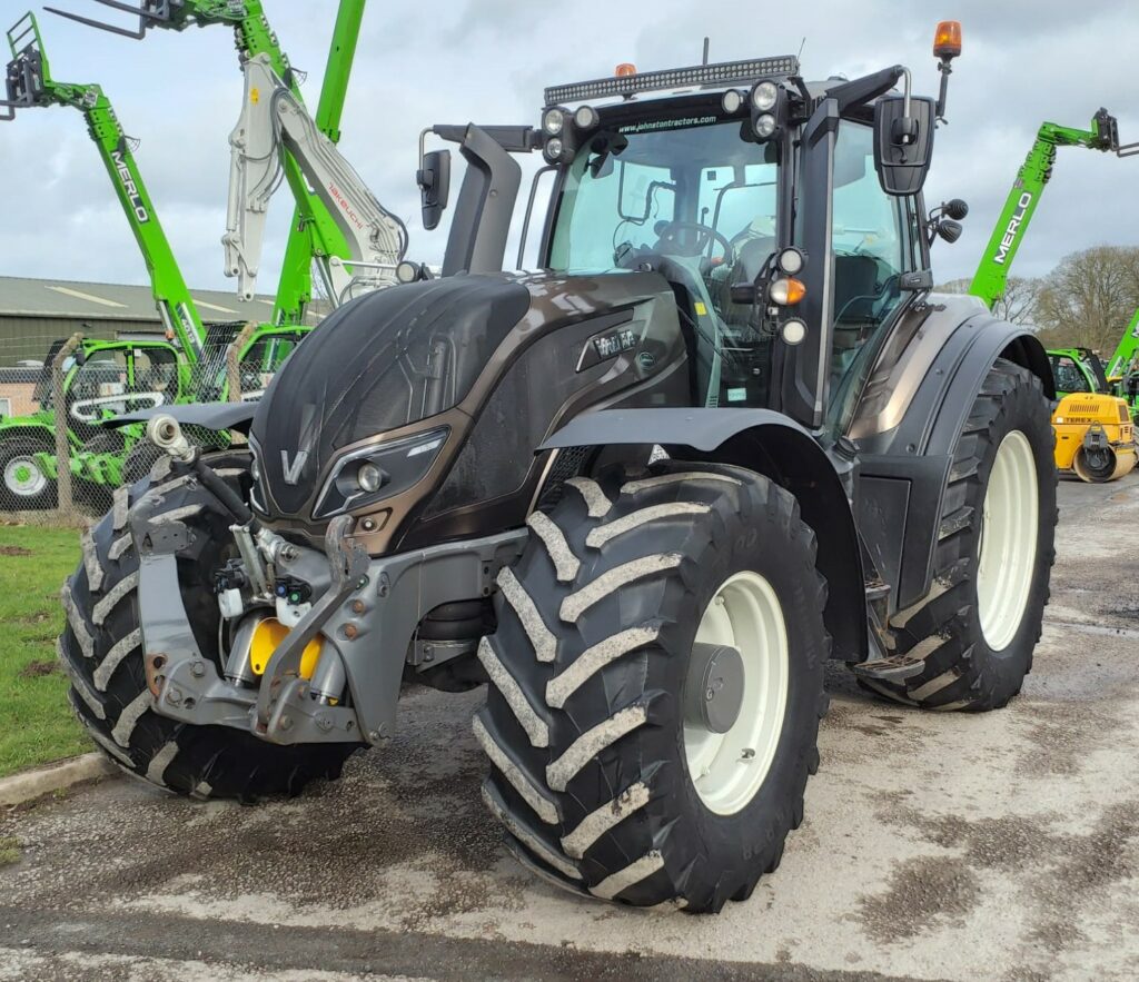 VALTRA T254 V TRACTOR (2021) K3K39FL For SaleJohnston Tractors